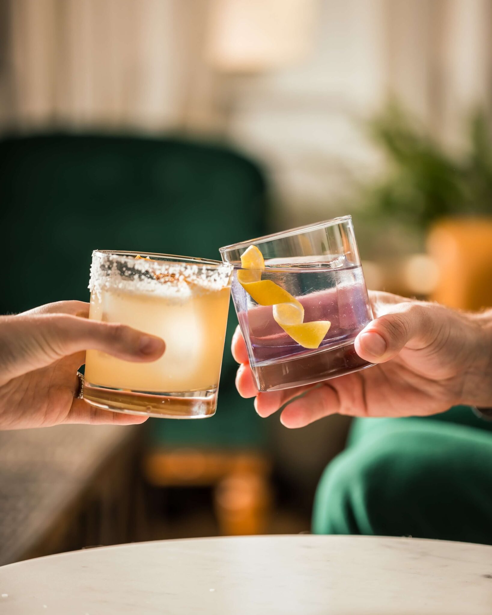 IceBlox Premium Craft Ice | Large Slow-Melting Cocktail Ice